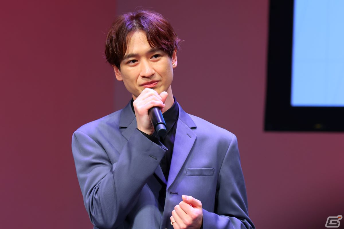 「カードファイト!! ヴァンガード Divinez 制作発表会」レポート――宮田俊哉さん、福山潤さんら出演キャストが作品やキャラクターについて語る | Gamer