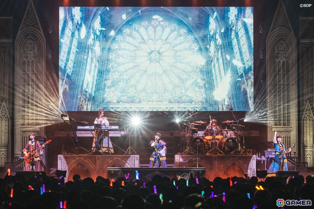 Roselia LIVE TOUR「Rosenchor」東京公演 -Final- DAY2をレポート！ツアーファイナルに相応しい圧巻の ...